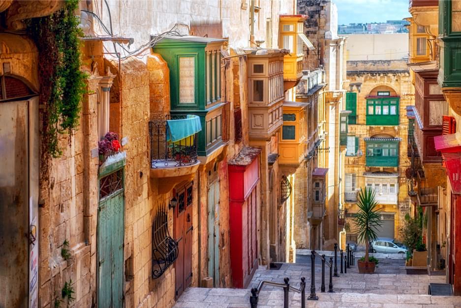 DISCOVER THE MAGIC OF MALTA