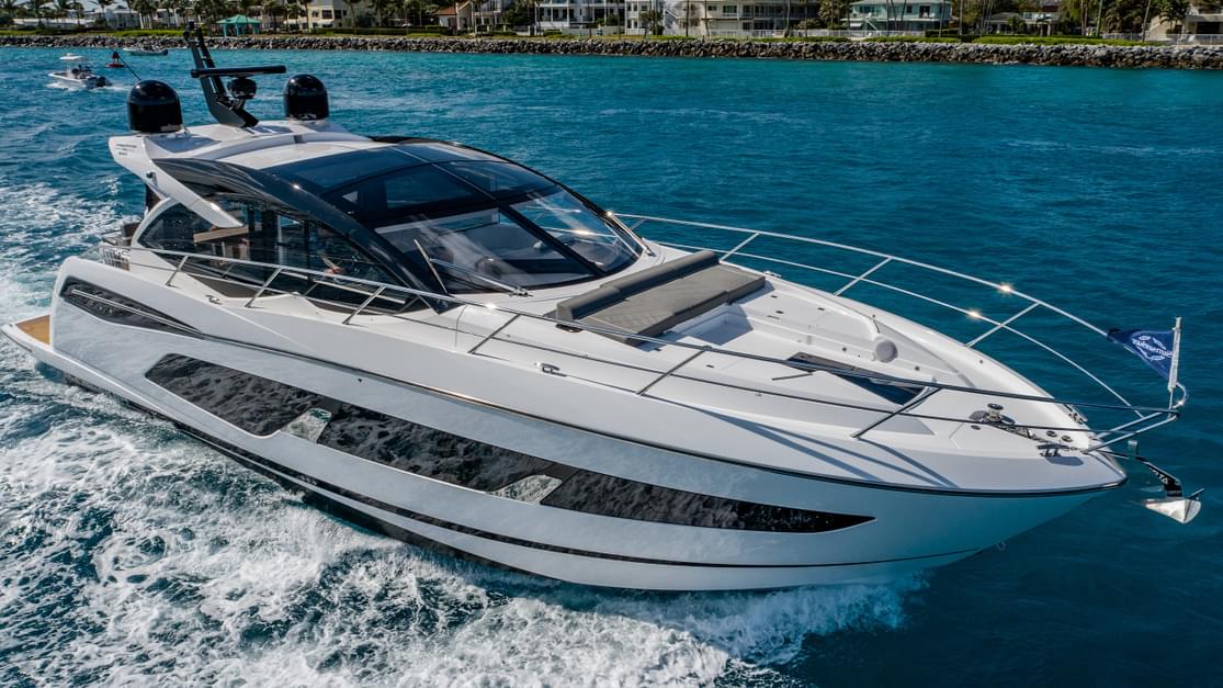 Sunseeker | Five stand-out features of the Predator 55 EVO™