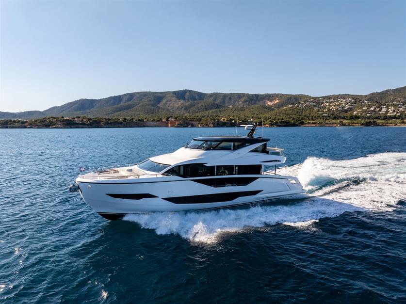 Sunseeker | Ocean | Welcome to the Sunseeker 90 Ocean Enclosed
