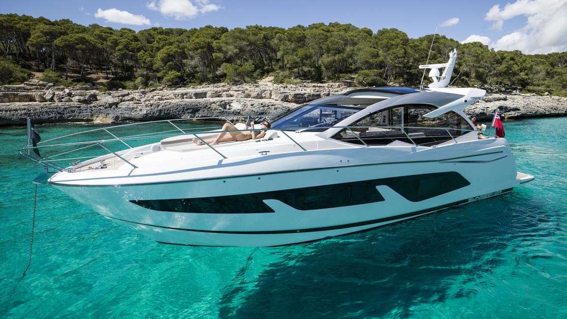 4.jpg?auto=format&fit=crop&w=1200&h=627