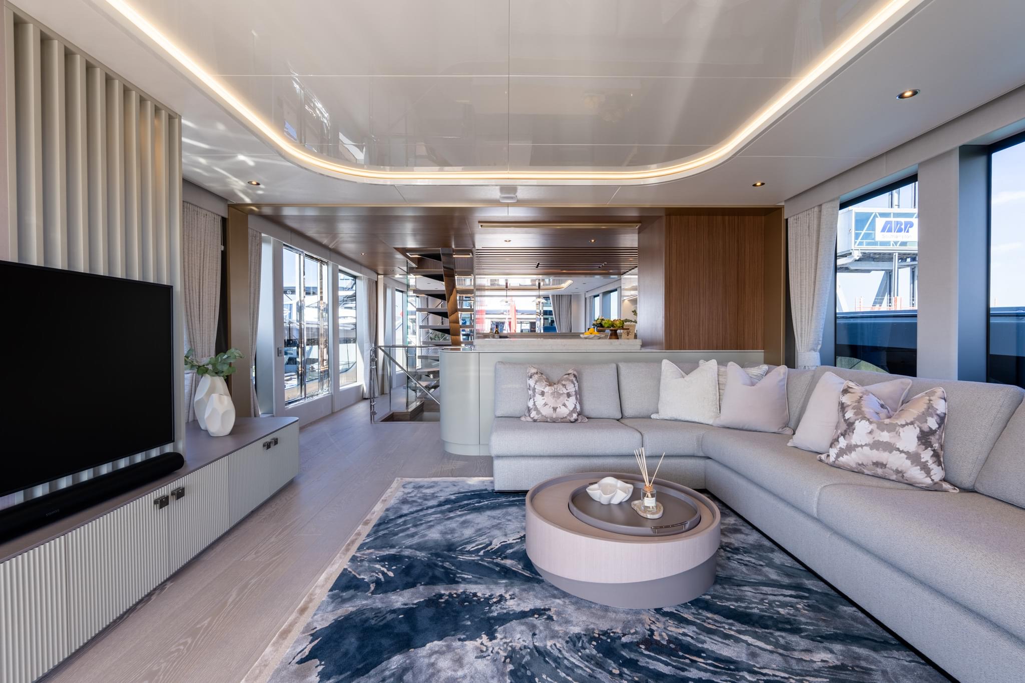 The Sunseeker 82 Ocean Enclosed wins the Innovation Trophy at The World ...