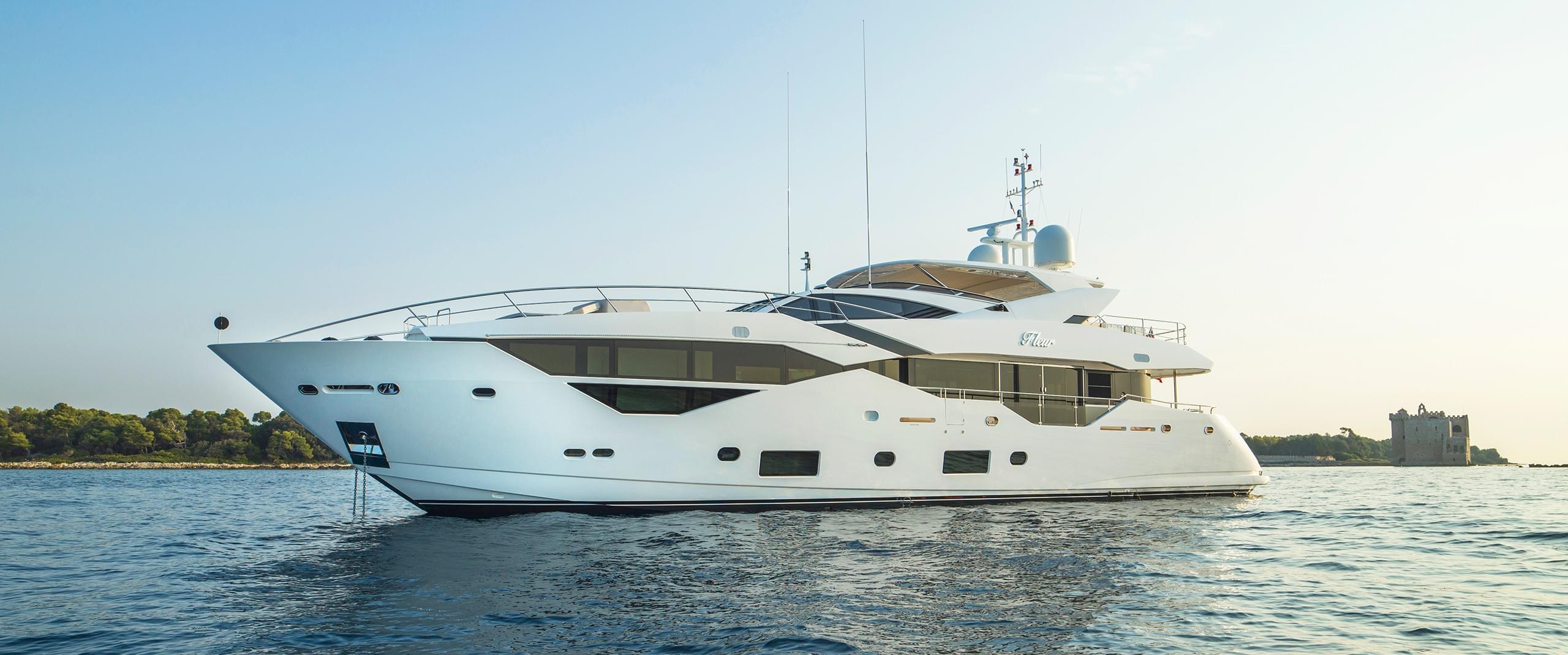 Sunseeker | Luxury Yachts
