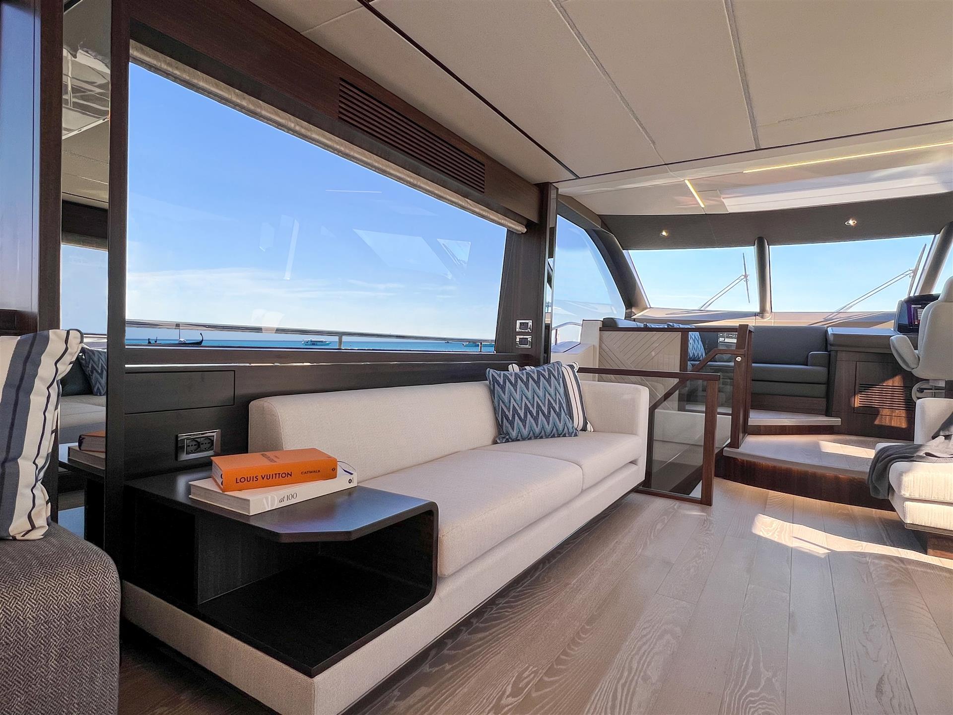 Sunseeker Gulf | 76 YACHT